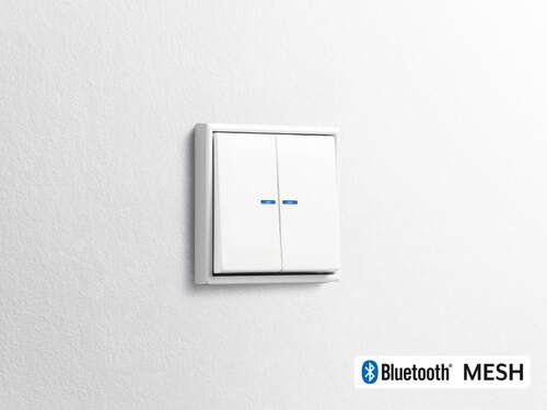 JUNG HOME. JUST SMART.