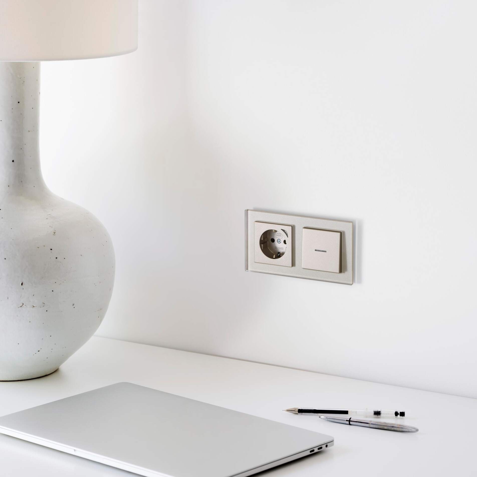 JUNG HOME – Die digitale Infrastruktur für Ihr Zuhause