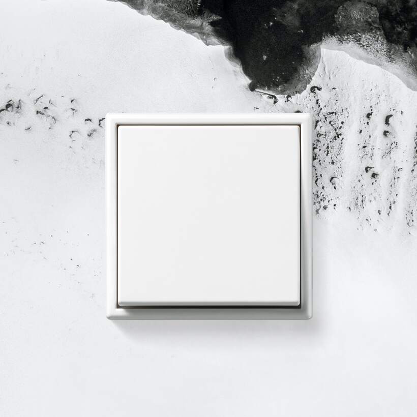 JUNG switch ranges – aesthetics & function meet design